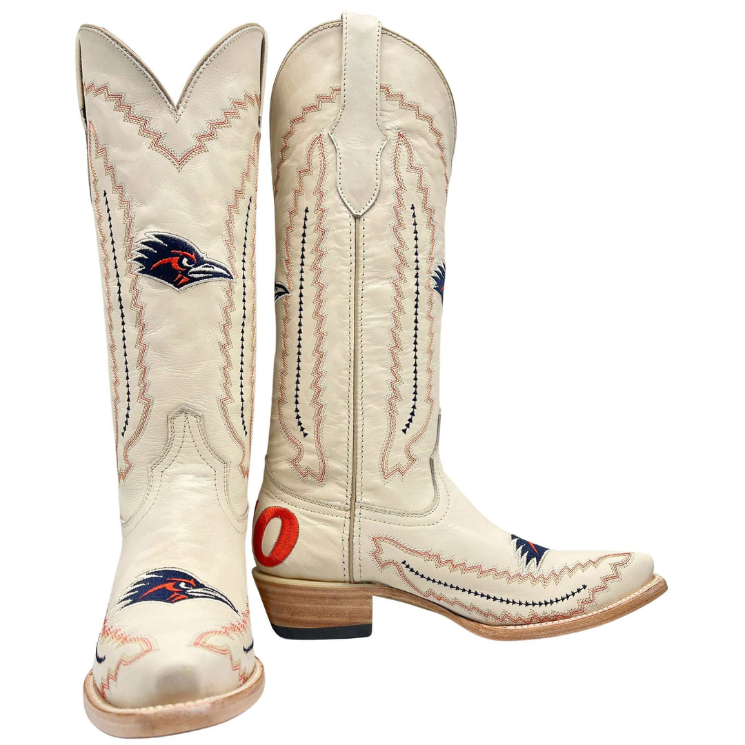 THE UNIVERSITY OF TEXAS AT SAN ANTONIO: WOMEN'S